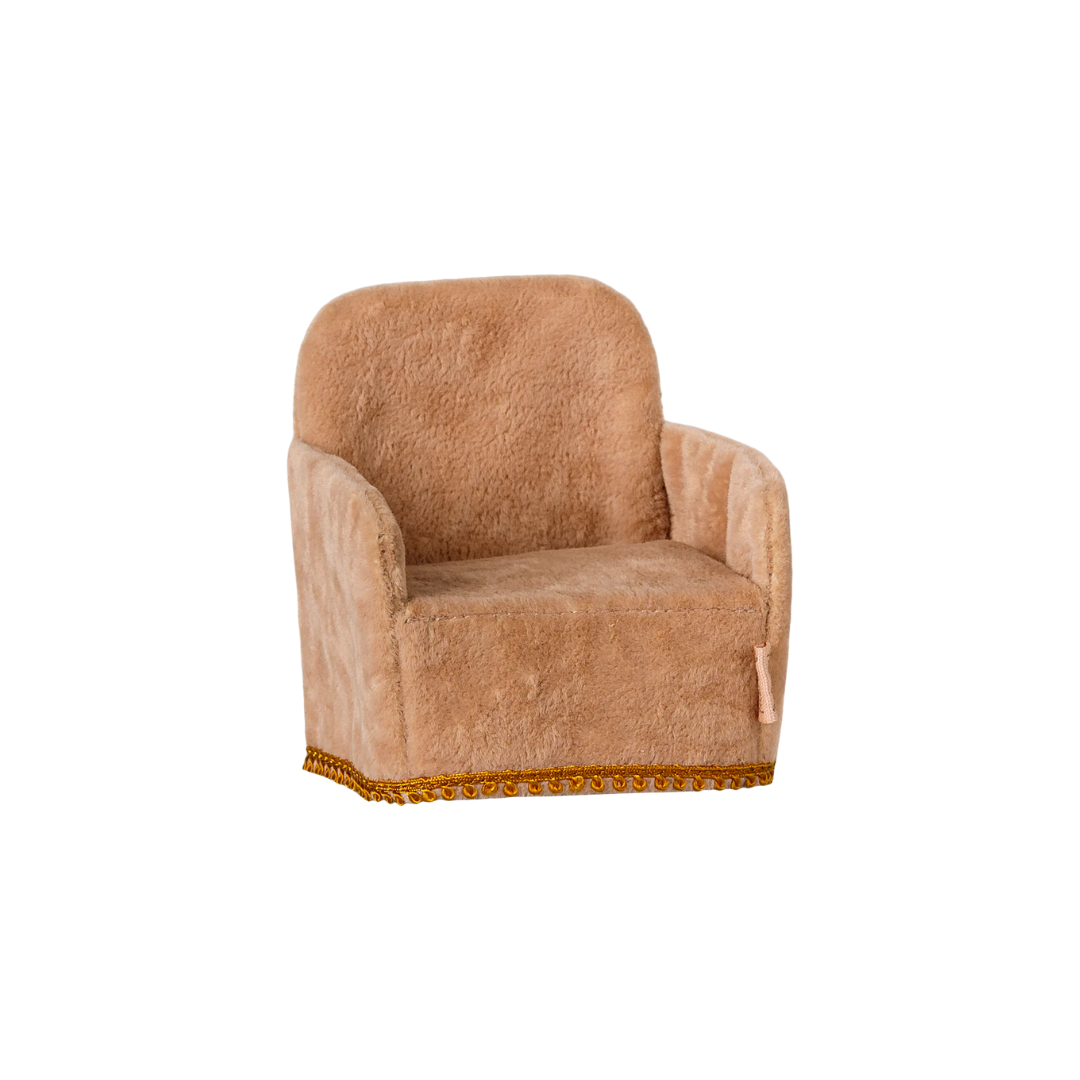 Powder Mouse Chair – Pink Antlers