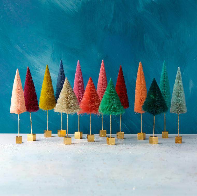 Medium Sisal Tree – Pink Antlers